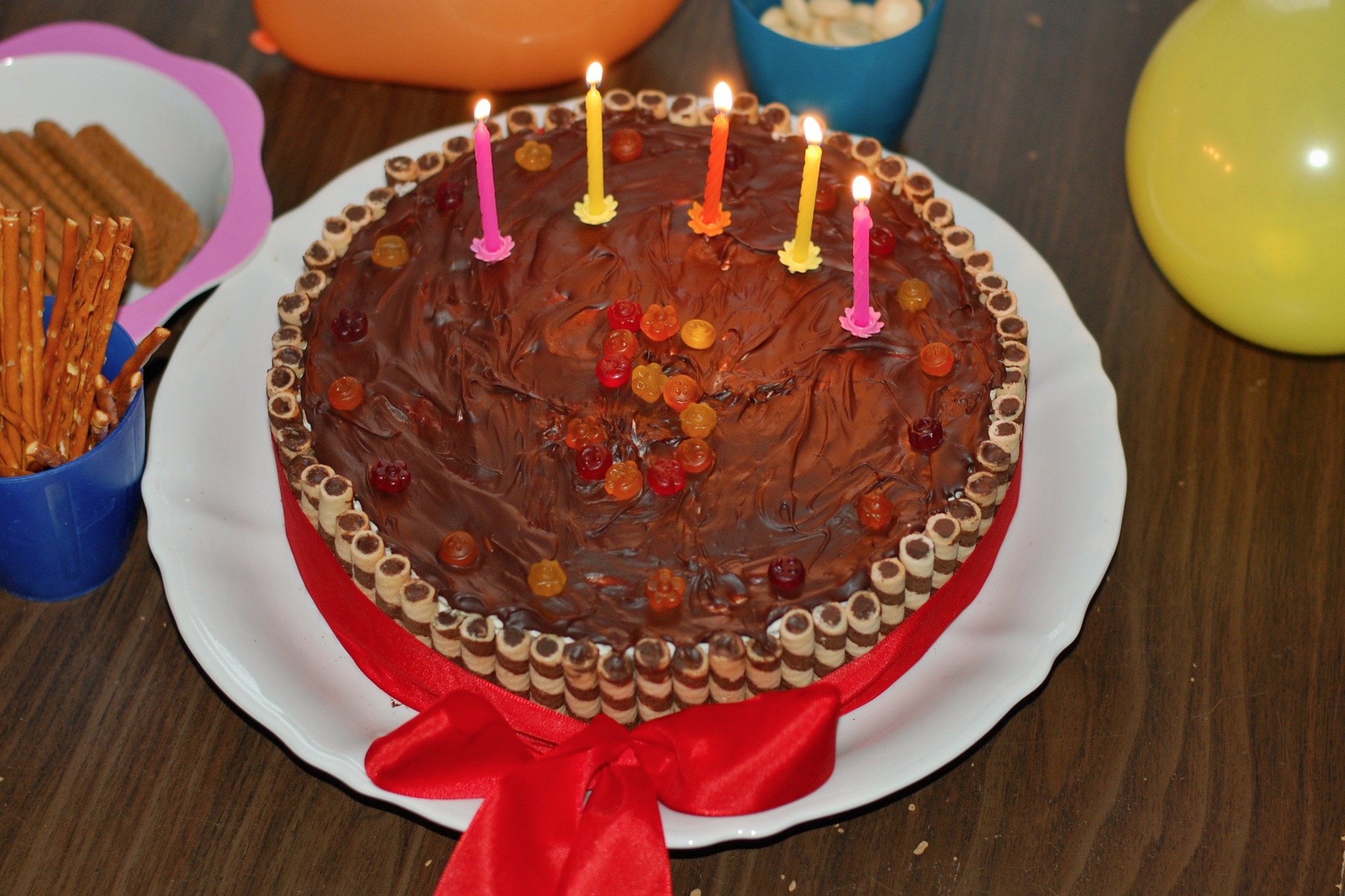 Narozeninový tiramisu dort pro děti - Carujeme.cz